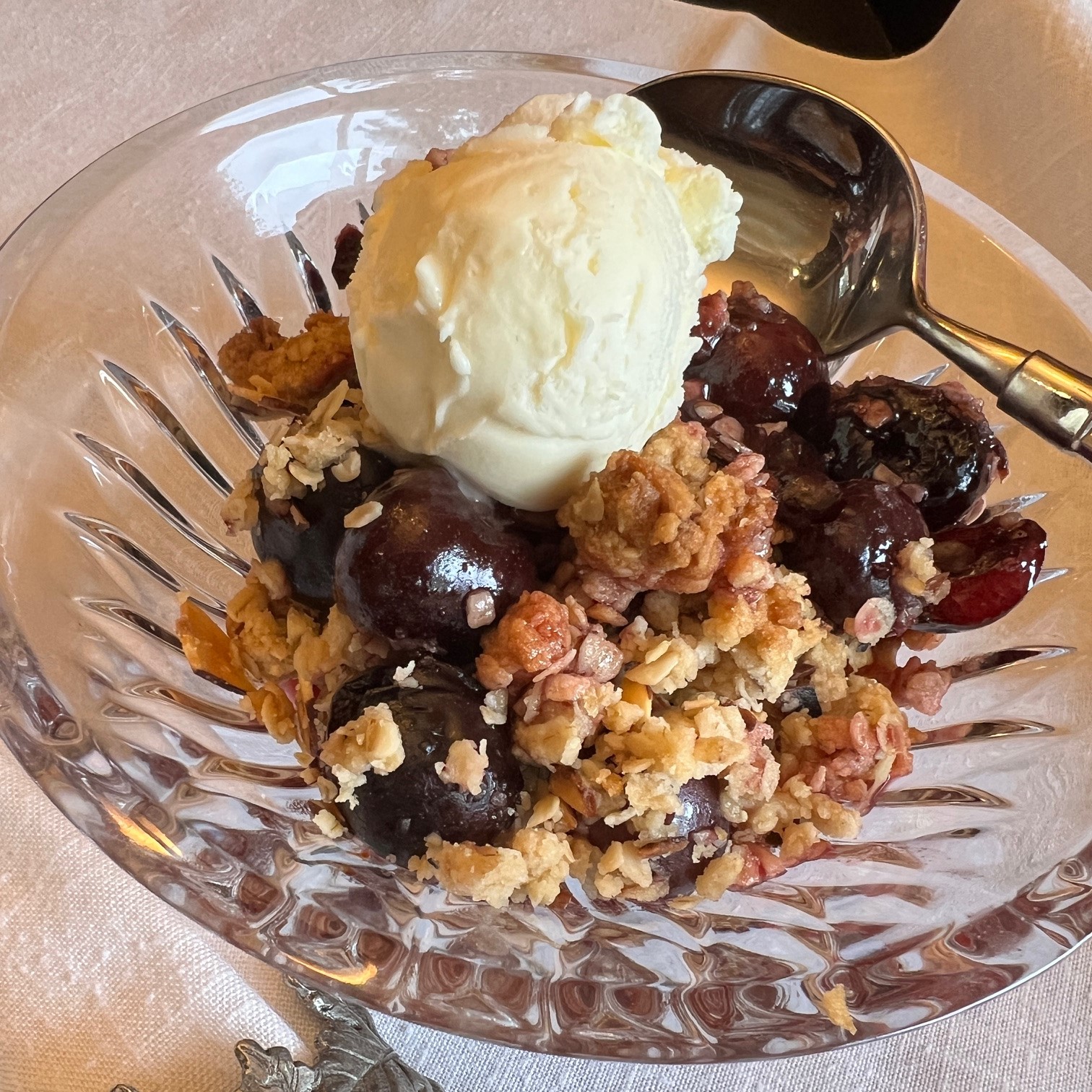 Beth’s BC Cherry Almond Crisp - BC Cherry Association